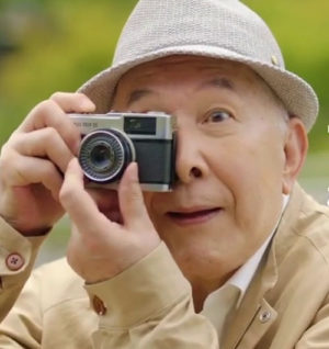俳優･橋爪功さんがCMサントリー･ロコモアで使っていたカメラはオリンパス トリップ35 (TRIP 35)!! | Ani-Came!