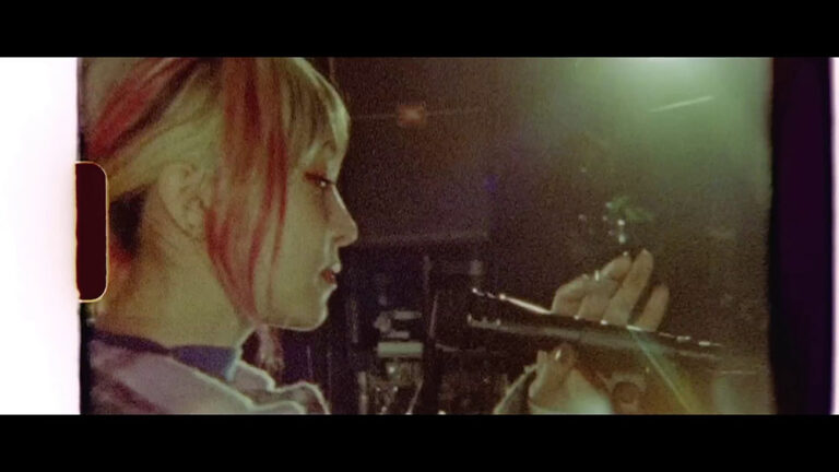 歌手LiSAさんがSUUMOのCMで使っていた8ミリカメラはKonica Compact 8!! | Ani-Came!